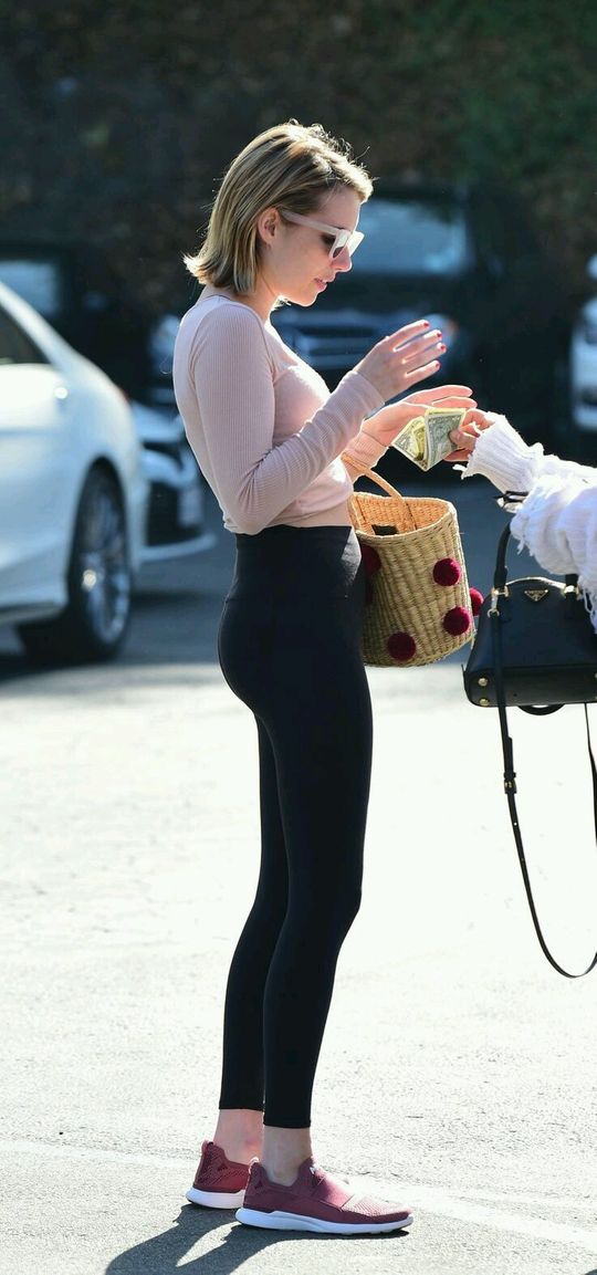 Emma Roberts Booty Emma Roberts Butt – Telegraph