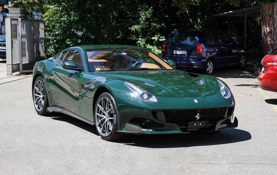 Ferrari F12 Berlinetta Green