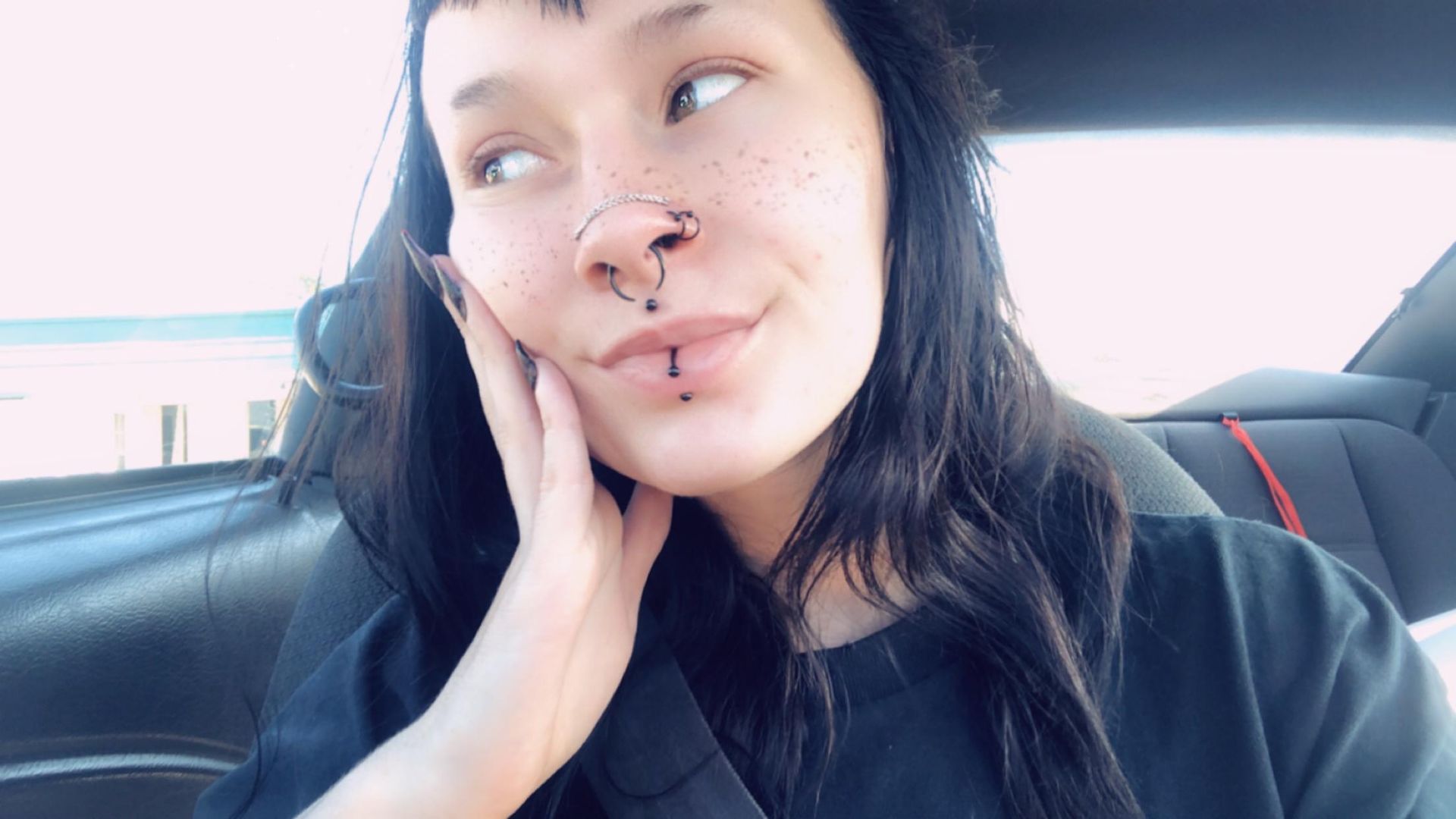 Dahlia Bites Piercing